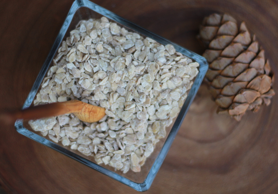 Unique protein-lipid composition of pine nut flakes - Siberian Pine Nut Oil